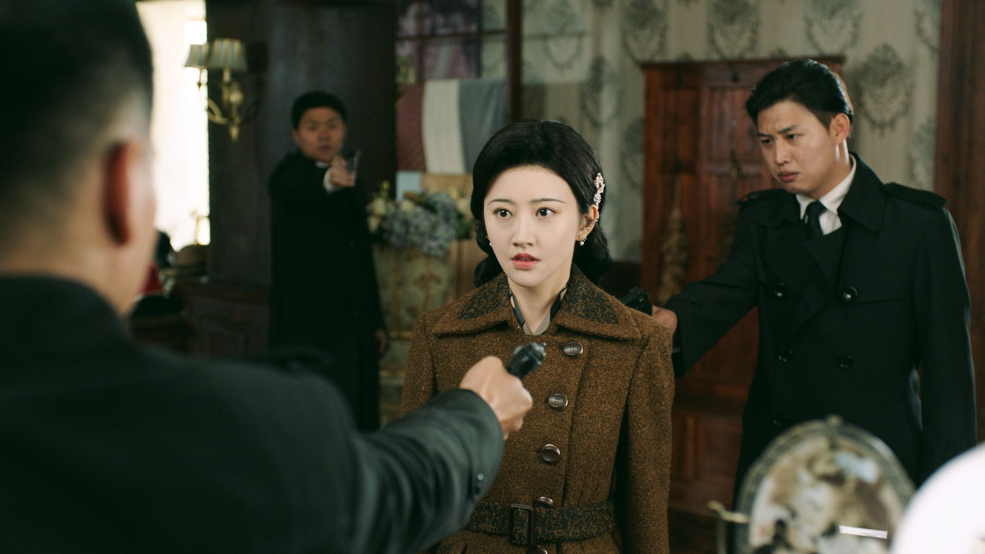 第38話 | 中国ドラマ「流光城市～ある一族の秘密」 | ネットでBS見逃し配信・レンタル・見放題プラン | BS11+(BS11プラス)