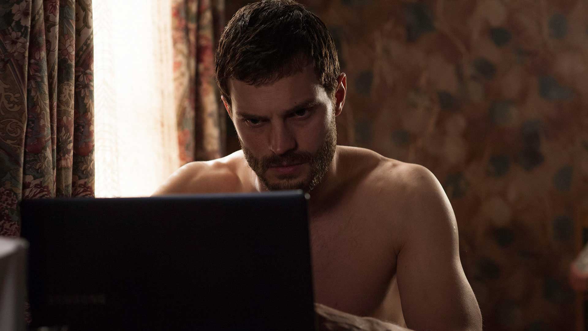 シーズン2 第3話「暴かれた顔」 | ヨーロッパミステリー「THE FALL 警視ステラ・ギブソン シーズン1・2・3」 | ネットでBS見逃し配信・レンタル・見放題プラン | BS11 ...