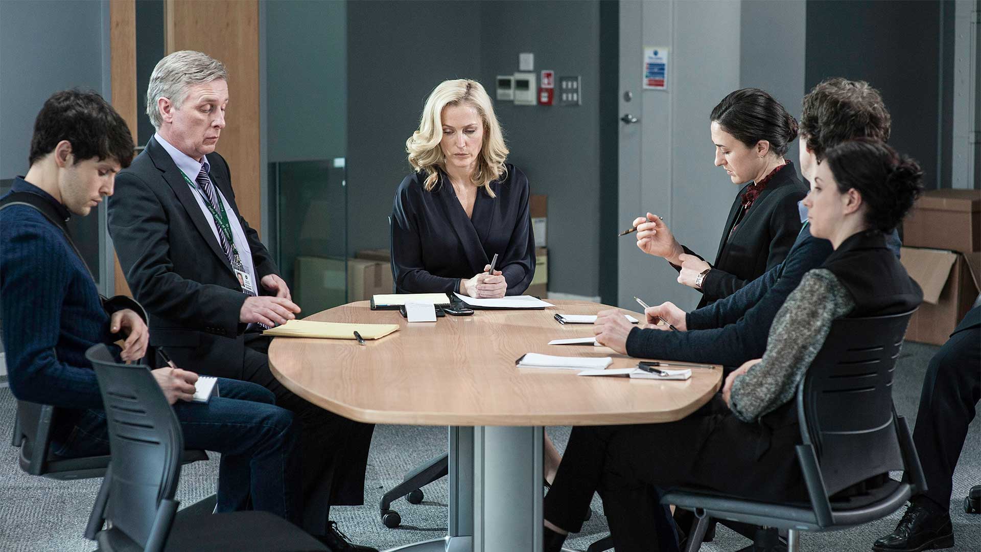 シーズン3 第3話「混沌」 | ヨーロッパミステリー「THE FALL 警視ステラ・ギブソン シーズン1・2・3」 | ネットでBS見逃し配信・レンタル・見放題プラン | BS11+(BS11プラス)